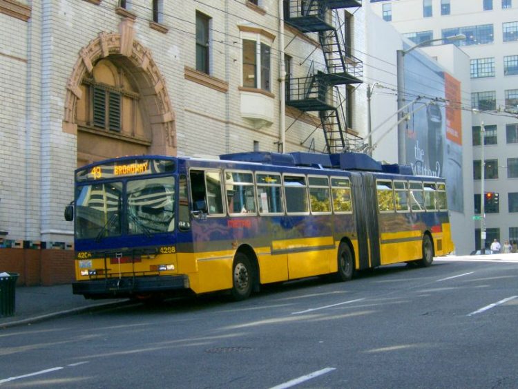 You can now see all transit in Seattle on one map, at the same time ...
