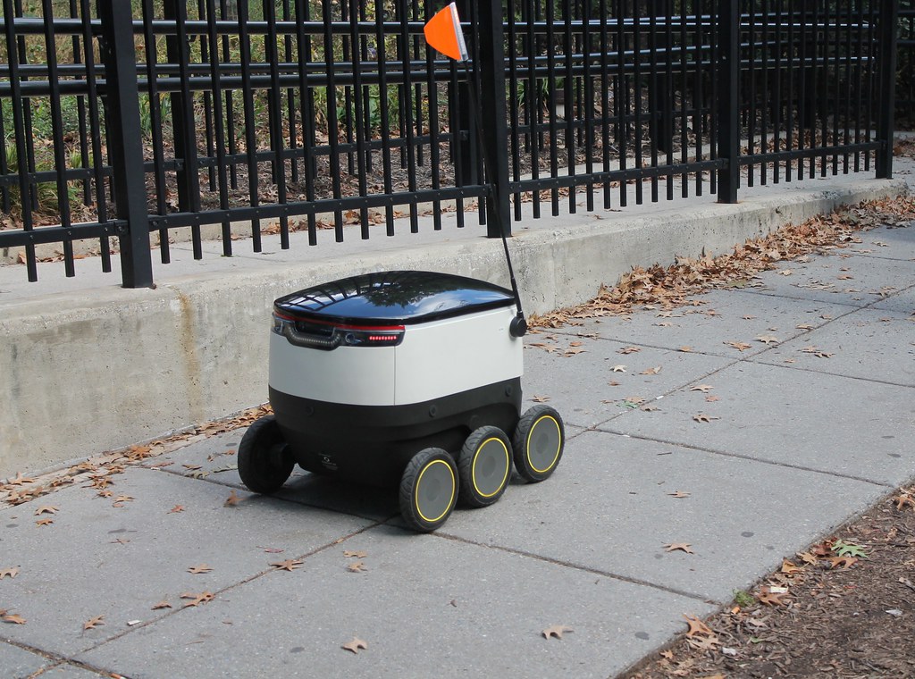 Delivery bots could make cities more accessible for everyone | Urban@UW
