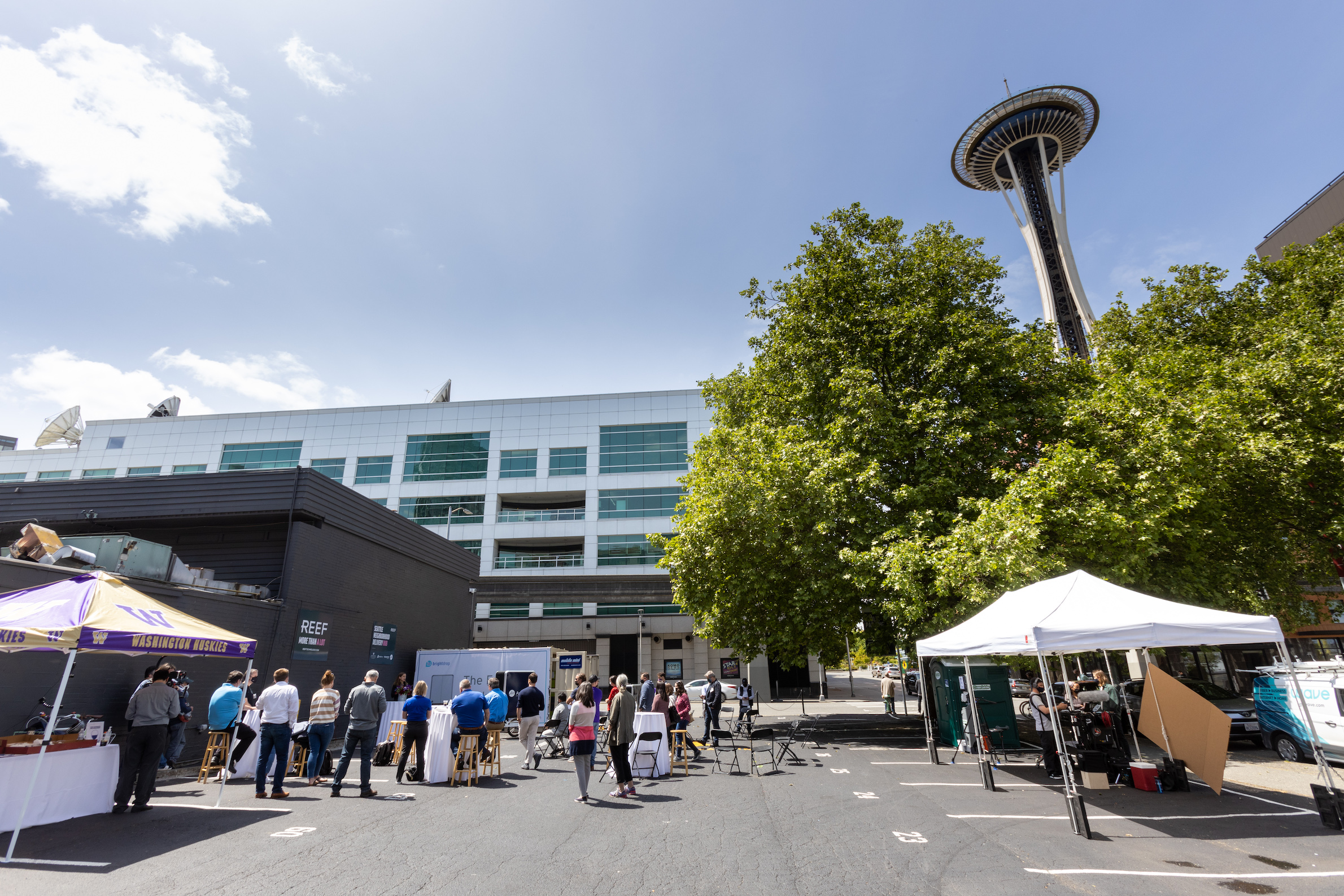 Seattle’s new zero-emissions delivery hub is an experiment in slashing ...