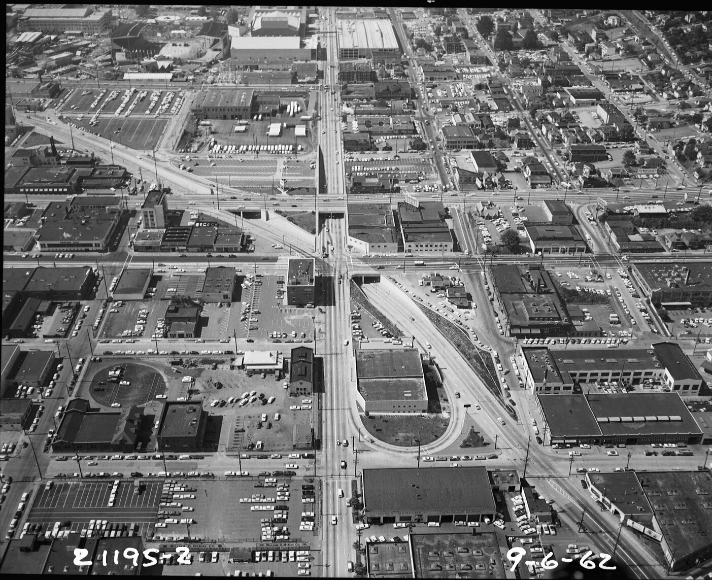 Red-lining, race, and wealth continue to form borders between Seattle ...