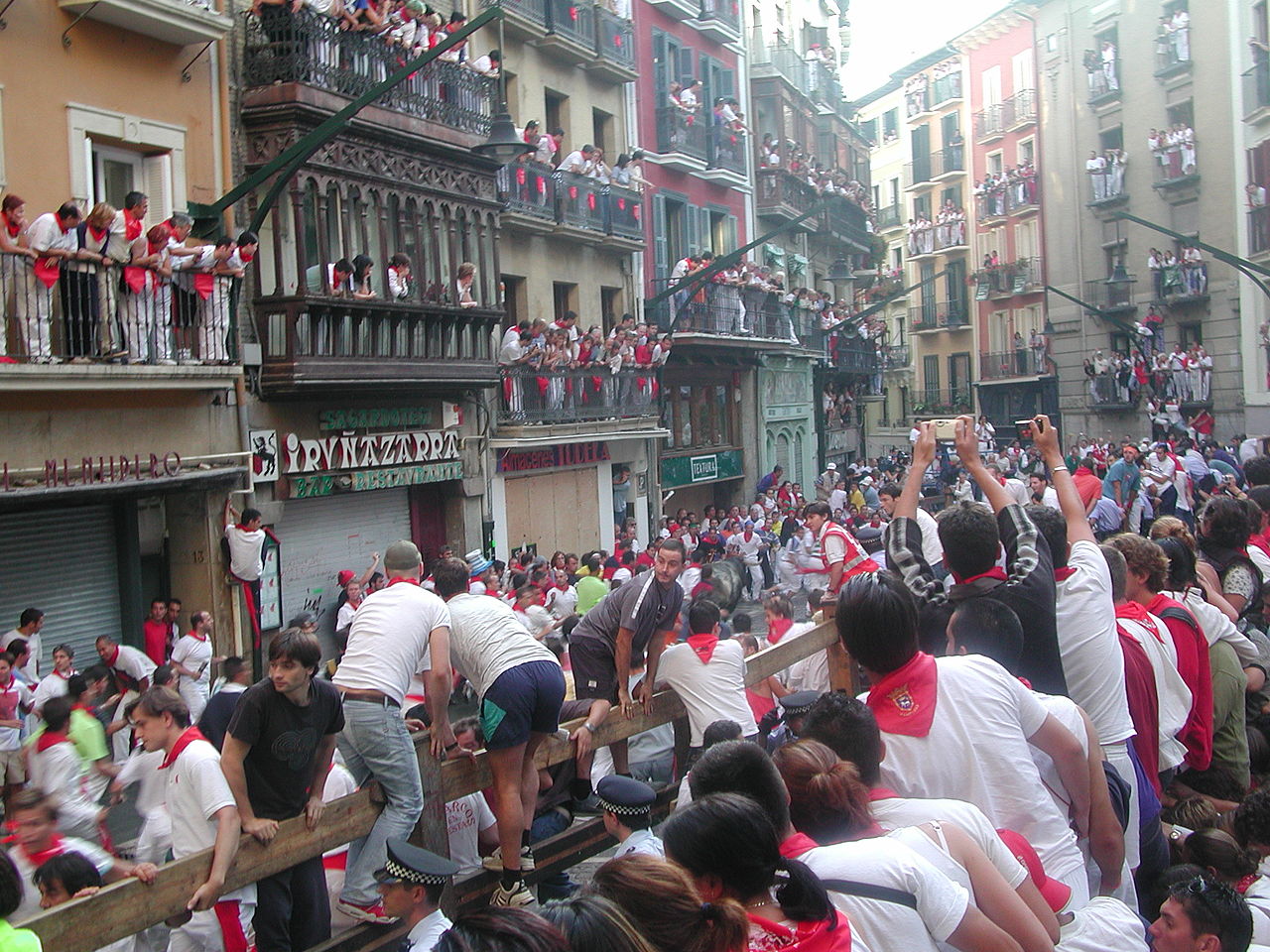 How Crowds Run When Bulls Charge | Urban@UW