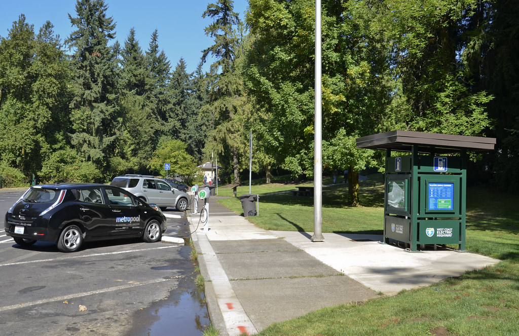 Expansion of electric vehicle grid hits roadblocks in rural WA | Urban@UW